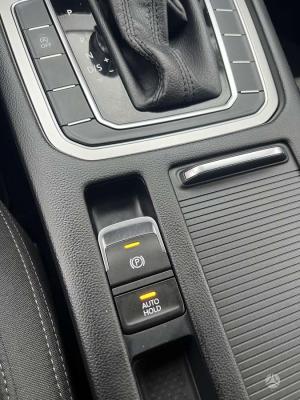 Black Volkswagen Passat 2019 in Kaunas, with an engine capacity of 1.97 L and mileage of 193 thousand km for 12000 €, photo 13 on AUTOMOTO.COM.LV