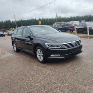 Black Volkswagen Passat 2019 in Vilnius, with an engine capacity of 1.50 L and mileage of 228 thousand km for 8500 €, photo  on AUTOMOTO.COM.LV