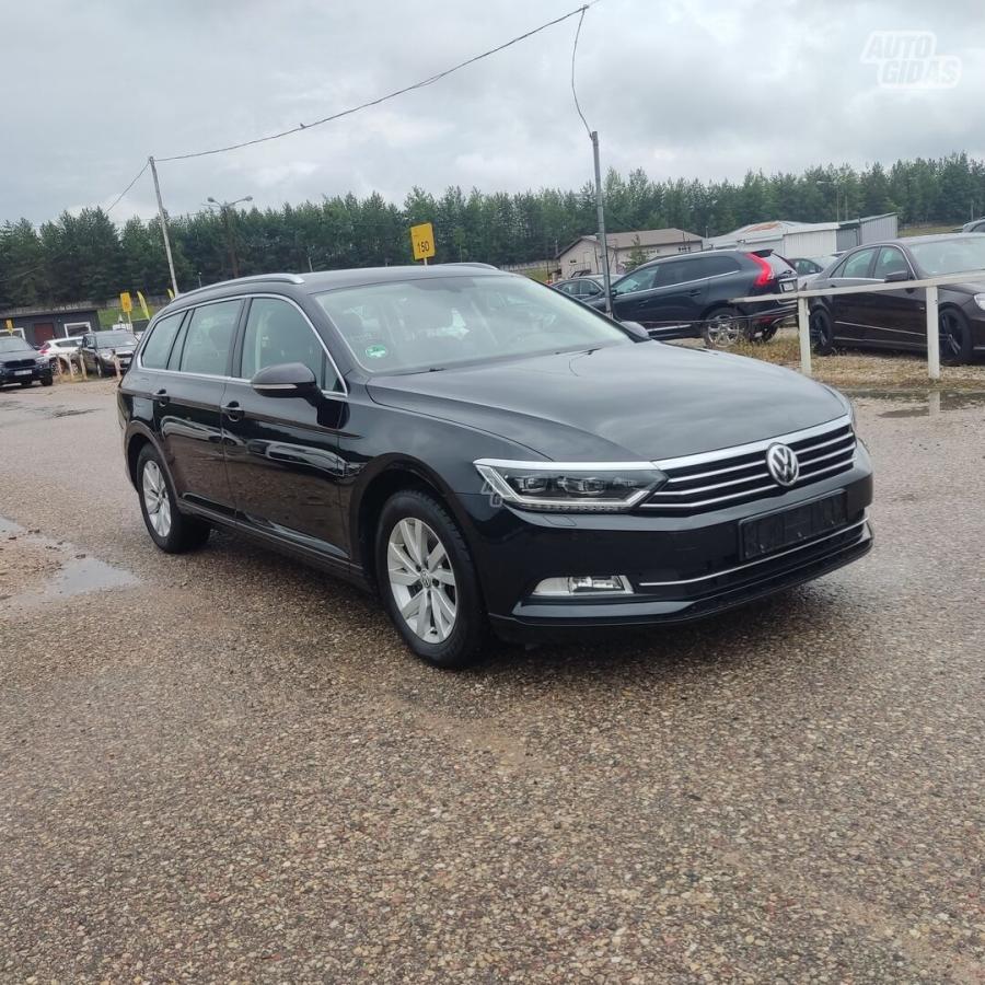 Black Volkswagen Passat 2019 in Vilnius, with an engine capacity of 1.50 L and mileage of 228 thousand km for 8500 €, photo 1 on AUTOMOTO.COM.LV