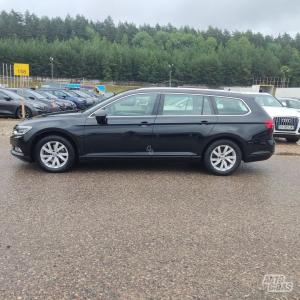 Black Volkswagen Passat 2019 in Vilnius, with an engine capacity of 1.50 L and mileage of 228 thousand km for 8500 €, photo 5 on AUTOMOTO.COM.LV