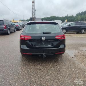 Black Volkswagen Passat 2019 in Vilnius, with an engine capacity of 1.50 L and mileage of 228 thousand km for 8500 €, photo 8 on AUTOMOTO.COM.LV