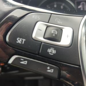Black Volkswagen Passat 2019 in Vilnius, with an engine capacity of 1.50 L and mileage of 228 thousand km for 8500 €, photo 13 on AUTOMOTO.COM.LV