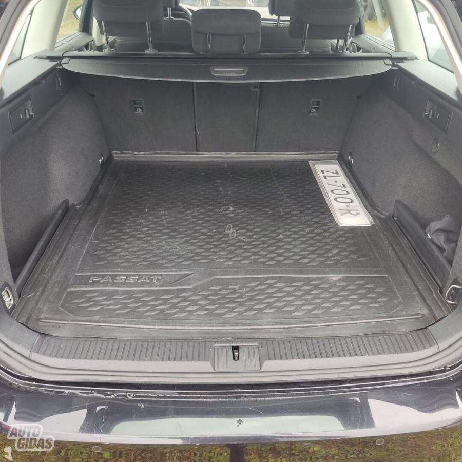Black Volkswagen Passat 2019 in Vilnius, with an engine capacity of 1.50 L and mileage of 228 thousand km for 8500 €, photo 24 on AUTOMOTO.COM.LV