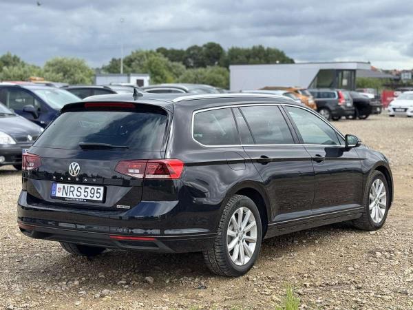 Black Volkswagen Passat 2019 in Siauliai, with an engine capacity of 1.97 L and mileage of 176 thousand km for 14900 €, photo 4 on AUTOMOTO.COM.LV