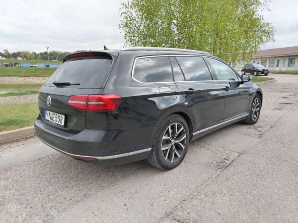 Black Volkswagen Passat 2019 in Vilnius, with an engine capacity of 2.00 L and mileage of 187 thousand km for 15730 €, photo 2 on AUTOMOTO.COM.LV