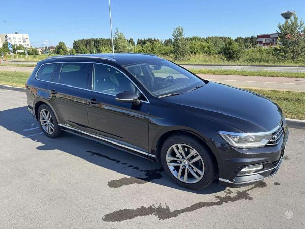 Black Volkswagen Passat 2019 in Klaipeda, with an engine capacity of 1.97 L and mileage of 302 thousand km for 13200 €, photo 1 on AUTOMOTO.COM.LV