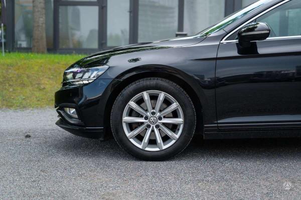 Melns Volkswagen Passat 2019 Viļņa, ar dzinēja tilpumu 1.50 L un nobraukumu 180 tūkst. km par 13500 €, foto 7 vietnē AUTOMOTO.COM.LV