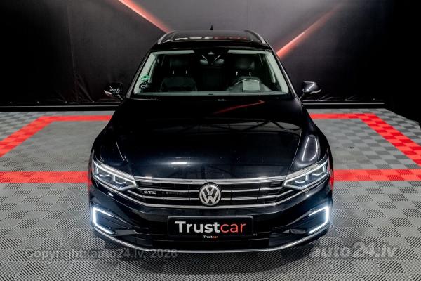 Black Volkswagen Passat 2019 in Parnu, with an engine capacity of 1.40 L and mileage of 202 thousand km for 16000 €, photo 2 on AUTOMOTO.COM.LV