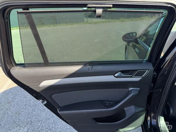 Black Volkswagen Passat 2019 in Vilnius, with an engine capacity of 1.40 L and mileage of 225 thousand km for 11850 €, photo 9 on AUTOMOTO.COM.LV
