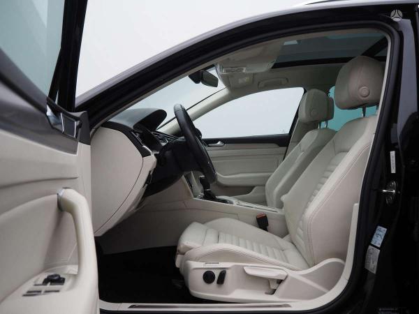 Black Volkswagen Passat 2019 in Vilnius, with an engine capacity of 1.80 L and mileage of 173 thousand km for 14300 €, photo 8 on AUTOMOTO.COM.LV