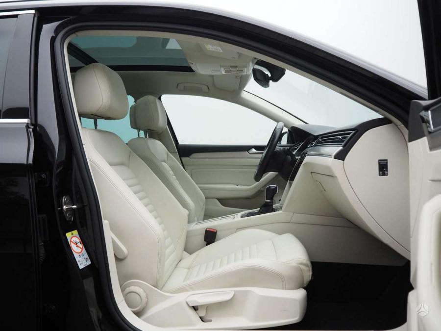 Black Volkswagen Passat 2019 in Vilnius, with an engine capacity of 1.80 L and mileage of 173 thousand km for 14300 €, photo 12 on AUTOMOTO.COM.LV