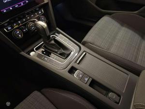 Melns Volkswagen Passat 2019 Marijampole, ar dzinēja tilpumu 1.97 L un nobraukumu 278 tūkst. km par 13500 €, foto 4 vietnē AUTOMOTO.COM.LV