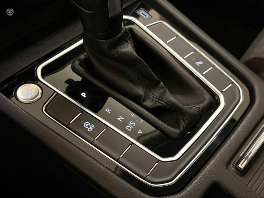 Melns Volkswagen Passat 2019 Marijampole, ar dzinēja tilpumu 1.97 L un nobraukumu 278 tūkst. km par 13500 €, foto 19 vietnē AUTOMOTO.COM.LV