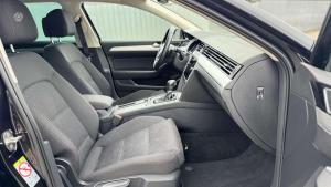 Melns Volkswagen Passat 2019 Telšiai, ar dzinēja tilpumu 1.97 L un nobraukumu 180 tūkst. km par 12800 €, foto 18 vietnē AUTOMOTO.COM.LV