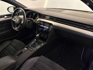Black Volkswagen Passat 2019 in Marijampole, with an engine capacity of 1.97 L and mileage of 175 thousand km for 16850 €, photo 21 on AUTOMOTO.COM.LV