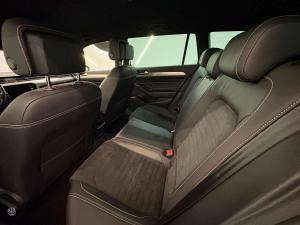 Black Volkswagen Passat 2019 in Marijampole, with an engine capacity of 1.97 L and mileage of 175 thousand km for 16850 €, photo 24 on AUTOMOTO.COM.LV