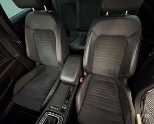 Black Volkswagen Passat 2019 in Marijampole, with an engine capacity of 1.97 L and mileage of 175 thousand km for 16850 €, photo 28 on AUTOMOTO.COM.LV