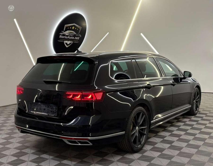Black Volkswagen Passat 2019 in Marijampole, with an engine capacity of 1.97 L and mileage of 175 thousand km for 16850 €, photo 31 on AUTOMOTO.COM.LV