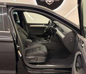 Melns Volkswagen Passat 2019 Marijampole, ar dzinēja tilpumu 1.60 L un nobraukumu 208 tūkst. km par 14750 €, foto 20 vietnē AUTOMOTO.COM.LV