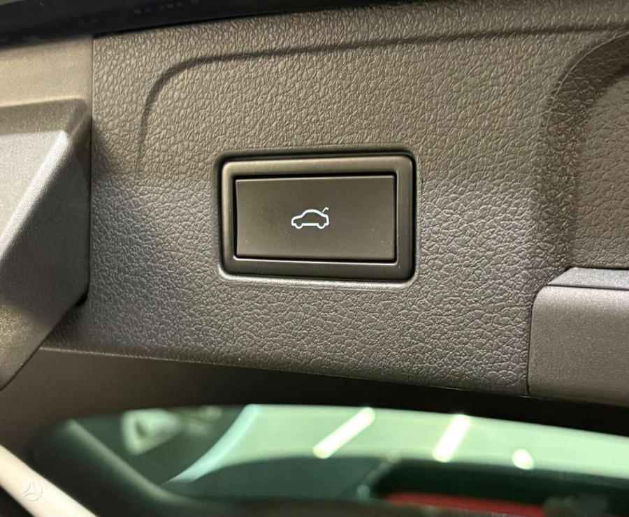 Melns Volkswagen Passat 2019 Marijampole, ar dzinēja tilpumu 1.60 L un nobraukumu 208 tūkst. km par 14750 €, foto 27 vietnē AUTOMOTO.COM.LV