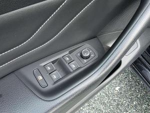 Черный Фольксваген Пассат 2020 в Вильнюс, объемом двигателя 1.60 л и пробегом 213 тыс. км за 14990 €, фото 17 на AUTOMOTO.COM.LV