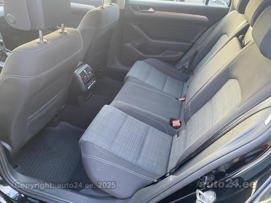 Melns Volkswagen Passat 2020 Viljandi, ar dzinēja tilpumu 2.00 L un nobraukumu 259 tūkst. km par 12990 €, foto 8 vietnē AUTOMOTO.COM.LV