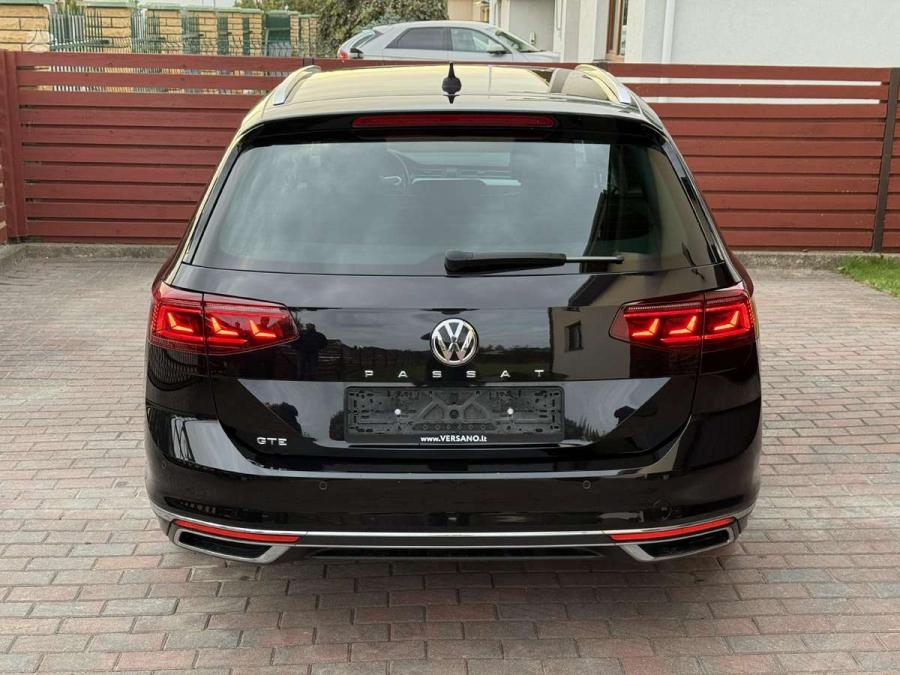 Black Volkswagen Passat 2020 in Siauliai, with an engine capacity of 1.40 L and mileage of 147 thousand km for 17190 €, photo 7 on AUTOMOTO.COM.LV