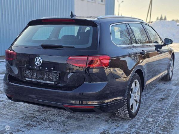 Melns Volkswagen Passat 2020 Rokiškis, ar dzinēja tilpumu 1.97 L un nobraukumu 320 tūkst. km par 12750 €, foto 4 vietnē AUTOMOTO.COM.LV