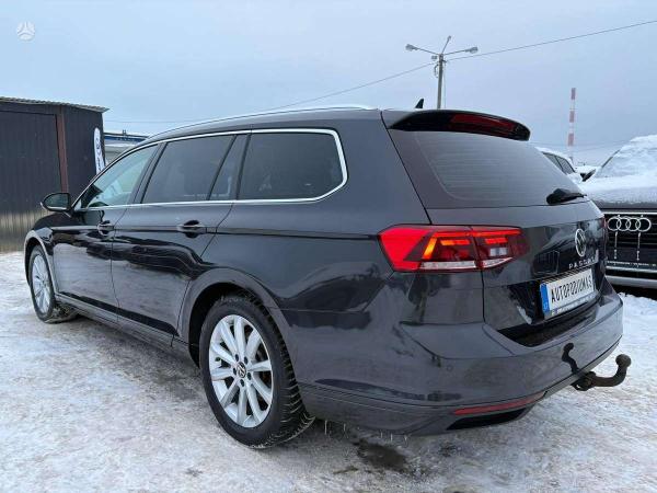 Melns Volkswagen Passat 2020 Viļņa, ar dzinēja tilpumu 1.50 L un nobraukumu 221 tūkst. km par 13950 €, foto 3 vietnē AUTOMOTO.COM.LV