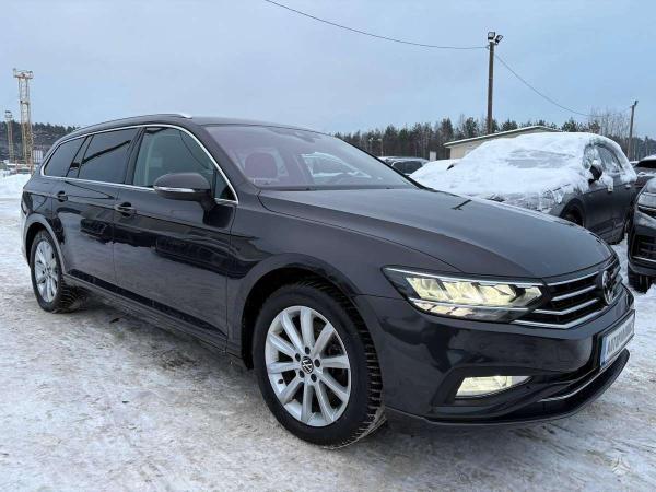 Melns Volkswagen Passat 2020 Viļņa, ar dzinēja tilpumu 1.50 L un nobraukumu 221 tūkst. km par 13950 €, foto 4 vietnē AUTOMOTO.COM.LV