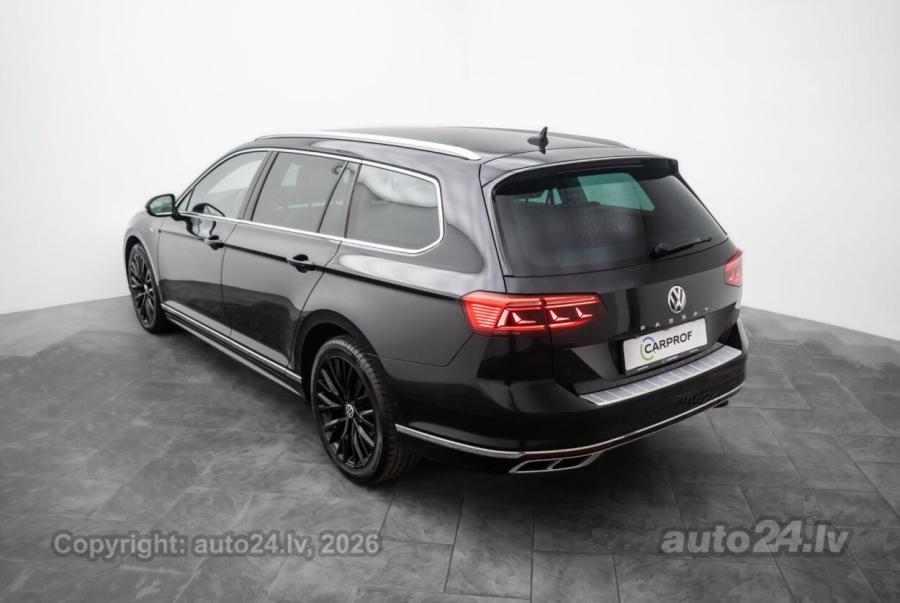 Black Volkswagen Passat 2020 in Tallinn, with an engine capacity of 2.00 L and mileage of 196 thousand km for 15999 €, photo 6 on AUTOMOTO.COM.LV