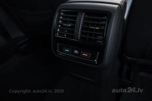 Melns Volkswagen Passat 2020 Jelgava, ar dzinēja tilpumu 2.00 L un nobraukumu 190 tūkst. km par 21162 €, foto 12 vietnē AUTOMOTO.COM.LV