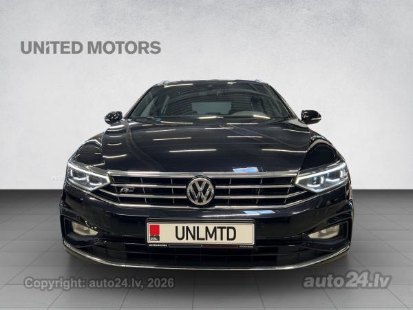 Black Volkswagen Passat 2020 in Tallinn, with an engine capacity of 2.00 L and mileage of 131 thousand km for 18900 €, photo 2 on AUTOMOTO.COM.LV