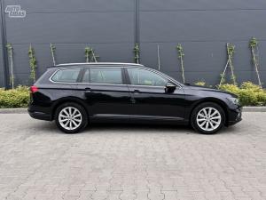 Black Volkswagen Passat 2020 in Vilnius, with an engine capacity of 1.60 L and mileage of 115 thousand km for 16950 €, photo 8 on AUTOMOTO.COM.LV
