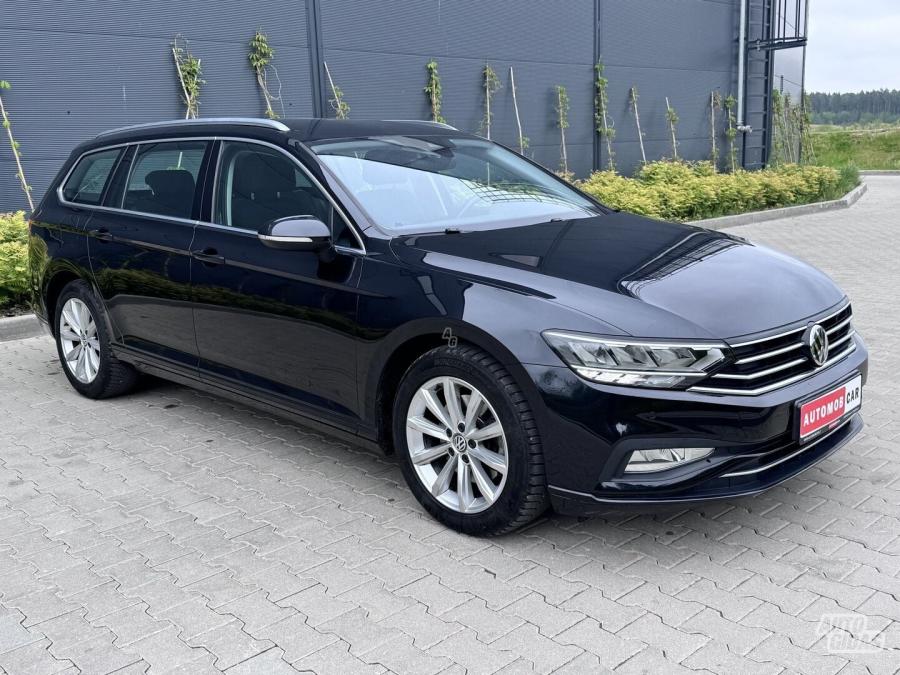 Black Volkswagen Passat 2020 in Vilnius, with an engine capacity of 1.60 L and mileage of 115 thousand km for 16950 €, photo 9 on AUTOMOTO.COM.LV
