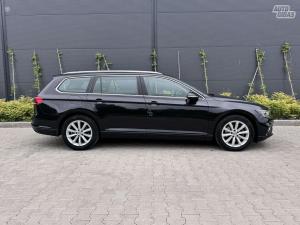 Black Volkswagen Passat 2020 in Vilnius, with an engine capacity of 1.60 L and mileage of 115 thousand km for 15950 €, photo 10 on AUTOMOTO.COM.LV