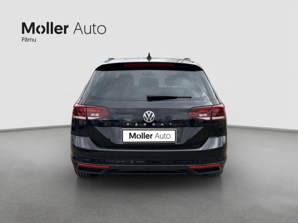 Melns Volkswagen Passat 2020 Pērnava, ar dzinēja tilpumu 1.50 L un nobraukumu 127 tūkst. km par 17150 €, foto 4 vietnē AUTOMOTO.COM.LV