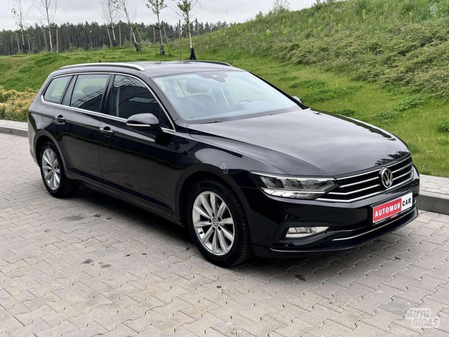 Black Volkswagen Passat 2020 in Vilnius, with an engine capacity of 1.60 L and mileage of 115 thousand km for 14950 €, photo 1 on AUTOMOTO.COM.LV