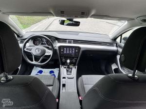 Black Volkswagen Passat 2020 in Vilnius, with an engine capacity of 1.60 L and mileage of 115 thousand km for 14950 €, photo 22 on AUTOMOTO.COM.LV