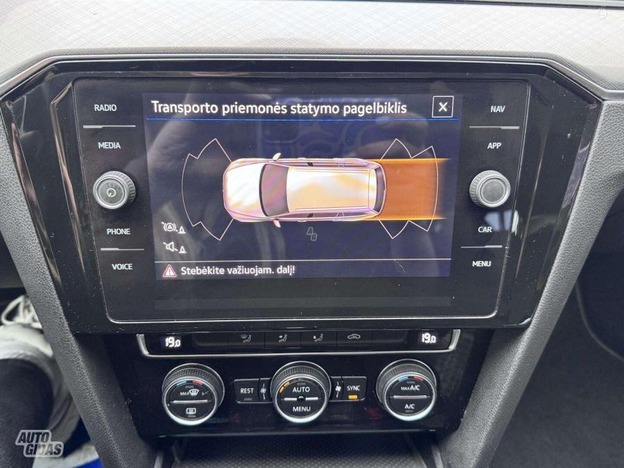 Black Volkswagen Passat 2020 in Vilnius, with an engine capacity of 1.60 L and mileage of 115 thousand km for 14950 €, photo 28 on AUTOMOTO.COM.LV