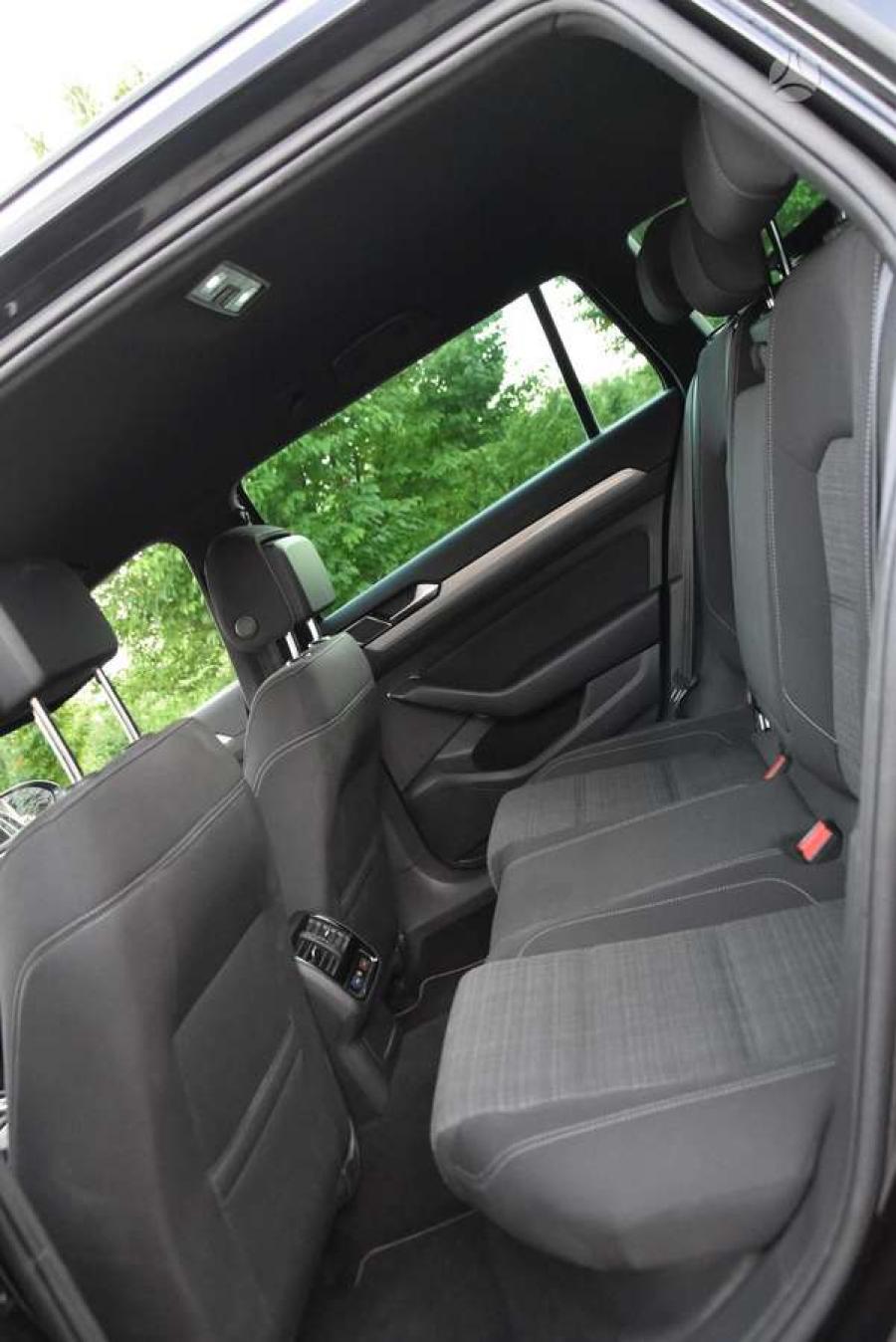 Melns Volkswagen Passat 2020 Viļņa, ar dzinēja tilpumu 1.97 L un nobraukumu 326 tūkst. km par 11500 €, foto 11 vietnē AUTOMOTO.COM.LV