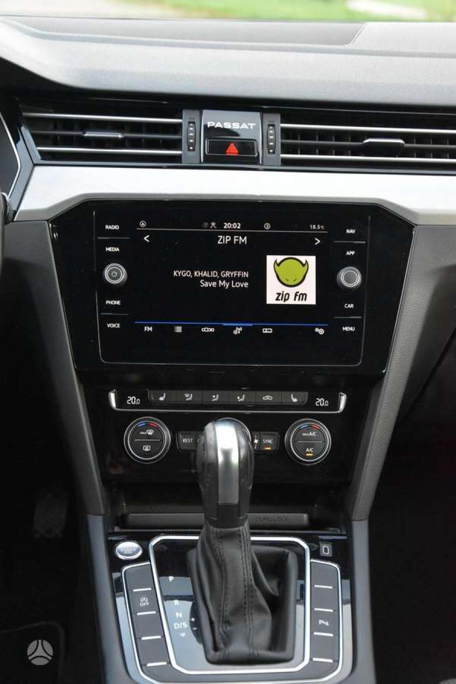 Melns Volkswagen Passat 2020 Viļņa, ar dzinēja tilpumu 1.97 L un nobraukumu 326 tūkst. km par 11500 €, foto 15 vietnē AUTOMOTO.COM.LV