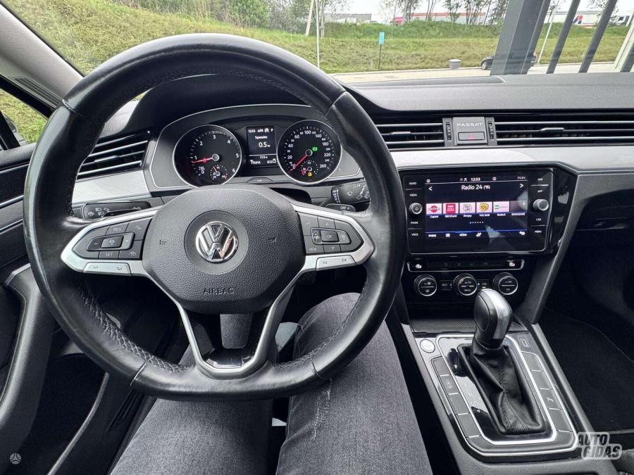 Melns Volkswagen Passat 2020 Viļņa, ar dzinēja tilpumu 1.60 L un nobraukumu 115 tūkst. km par 14950 €, foto 14 vietnē AUTOMOTO.COM.LV