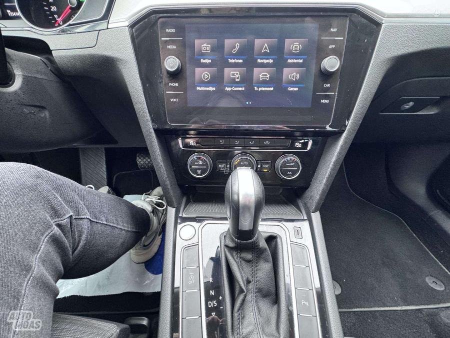 Melns Volkswagen Passat 2020 Viļņa, ar dzinēja tilpumu 1.60 L un nobraukumu 115 tūkst. km par 14950 €, foto 15 vietnē AUTOMOTO.COM.LV