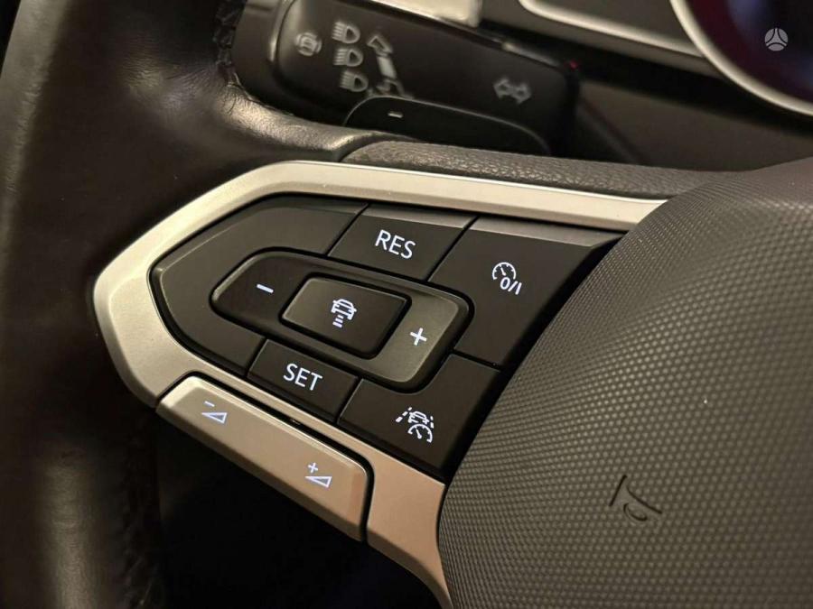 Melns Volkswagen Passat 2020 Marijampole, ar dzinēja tilpumu 1.97 L un nobraukumu 184 tūkst. km par 15750 €, foto 11 vietnē AUTOMOTO.COM.LV