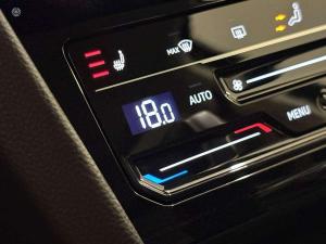 Melns Volkswagen Passat 2020 Marijampole, ar dzinēja tilpumu 1.97 L un nobraukumu 184 tūkst. km par 15750 €, foto 17 vietnē AUTOMOTO.COM.LV