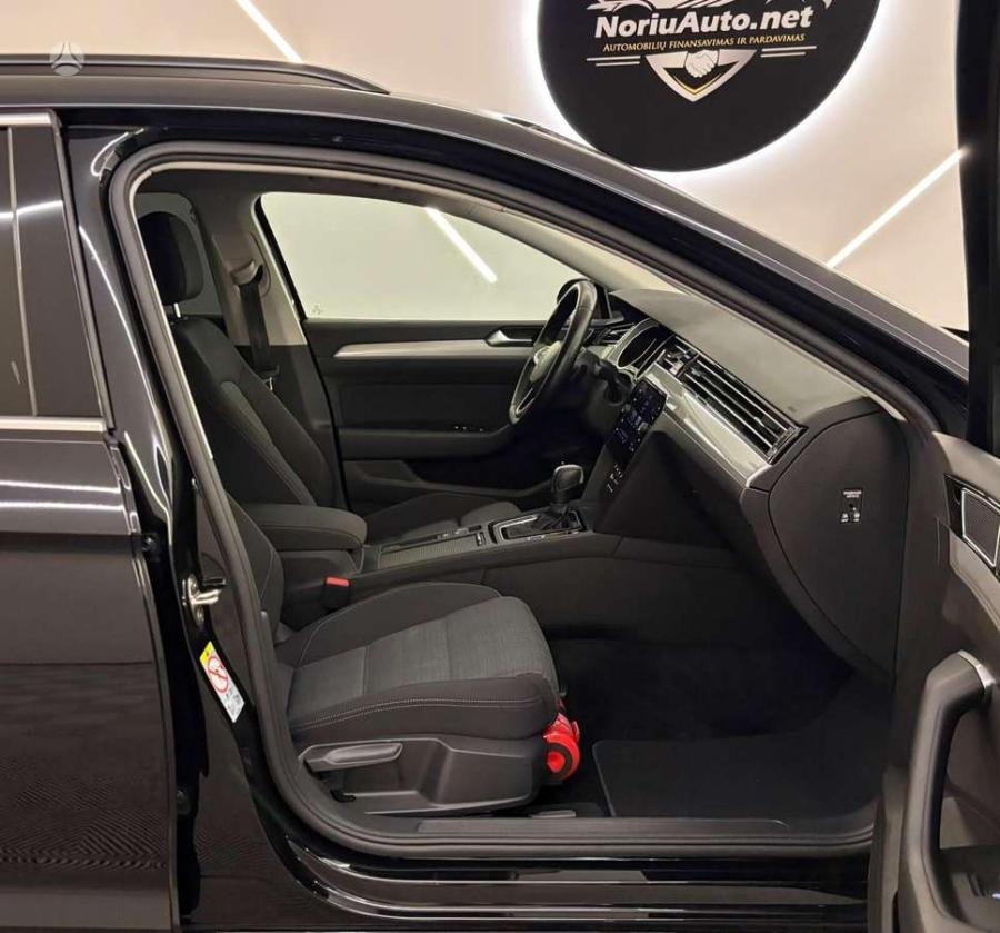 Melns Volkswagen Passat 2020 Marijampole, ar dzinēja tilpumu 1.97 L un nobraukumu 184 tūkst. km par 15750 €, foto 18 vietnē AUTOMOTO.COM.LV
