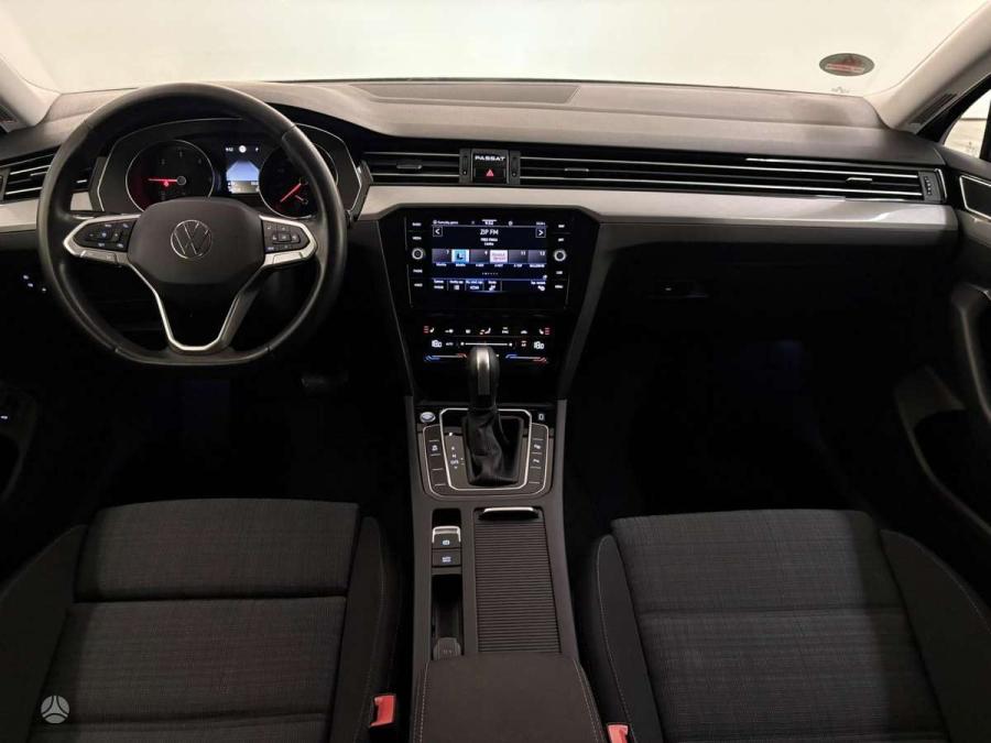 Melns Volkswagen Passat 2020 Marijampole, ar dzinēja tilpumu 1.97 L un nobraukumu 184 tūkst. km par 15750 €, foto 21 vietnē AUTOMOTO.COM.LV