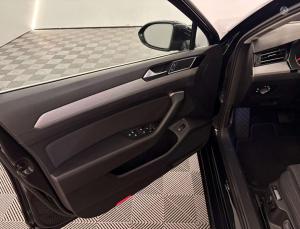 Melns Volkswagen Passat 2020 Marijampole, ar dzinēja tilpumu 1.97 L un nobraukumu 184 tūkst. km par 15750 €, foto 30 vietnē AUTOMOTO.COM.LV