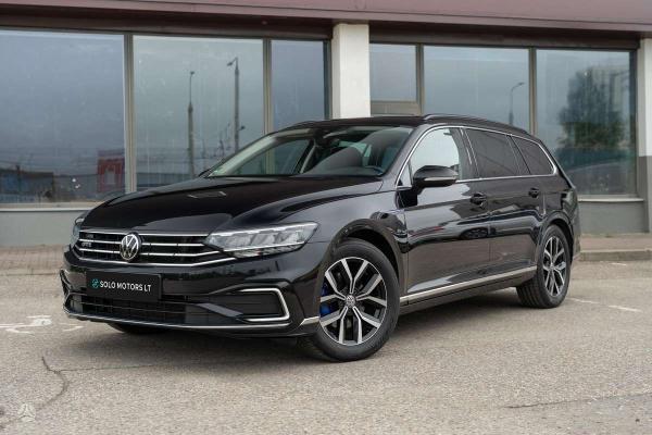 Melns Volkswagen Passat 2020 Viļņa, ar dzinēja tilpumu 1.40 L un nobraukumu 106 tūkst. km par 16500 €, foto 1 vietnē AUTOMOTO.COM.LV